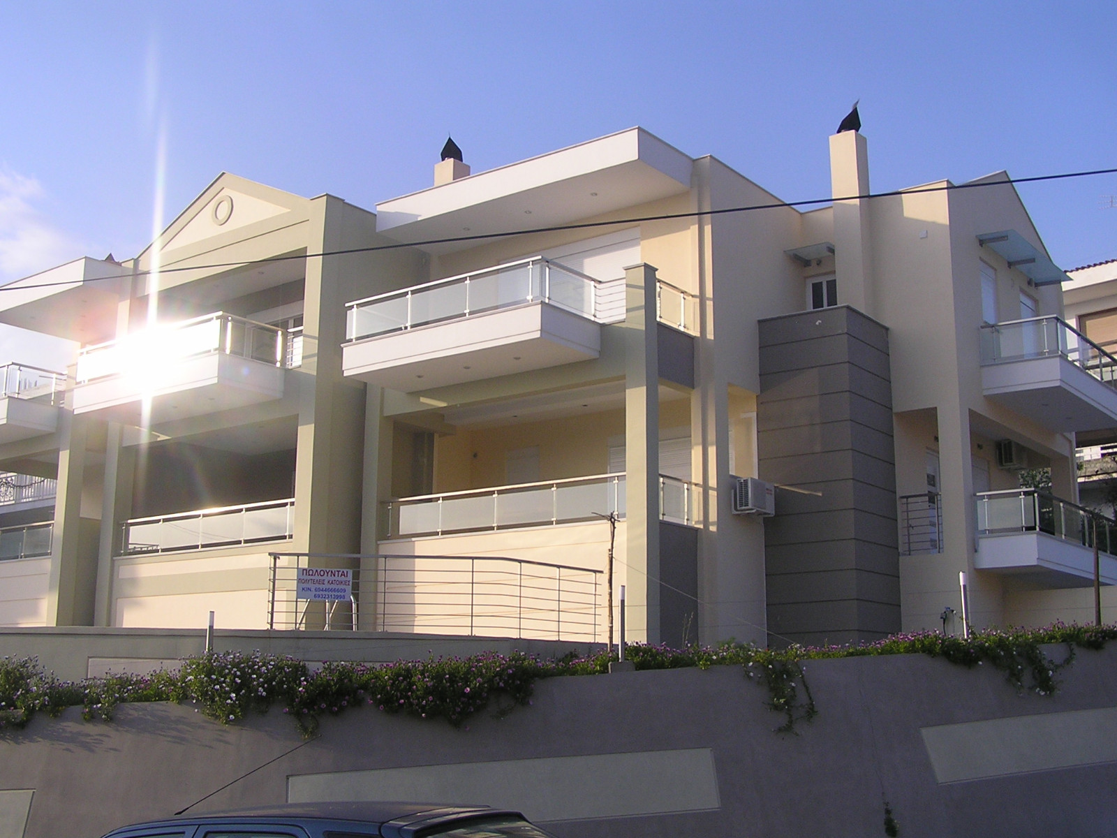 | Aigiohouse.gr Ανακαινίσεις - Κατασκευές - Γενικές Εργασίες